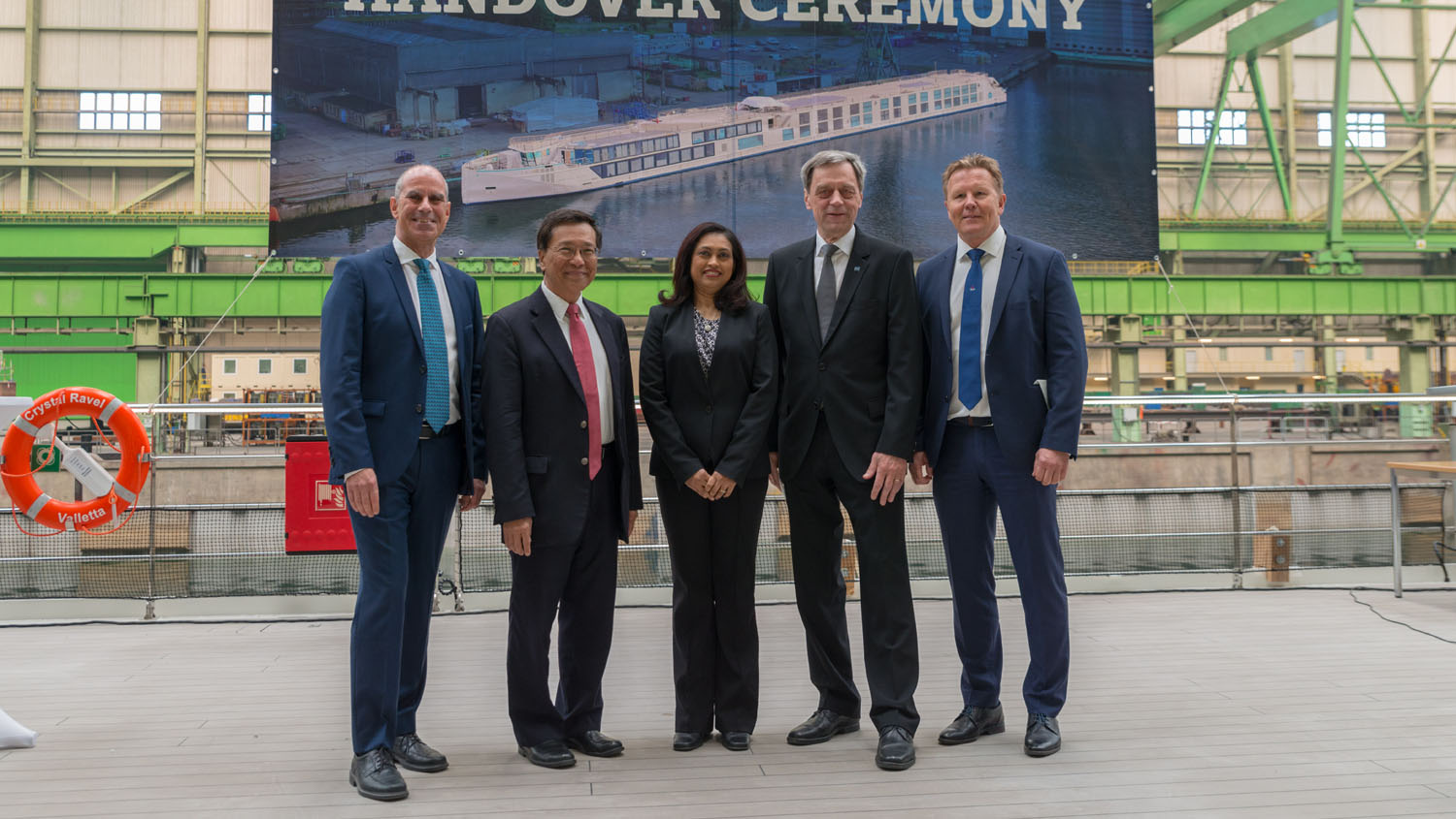 MV Werften übergibt Crystal Ravel an Crystal River Cruises - CruiseStart.de